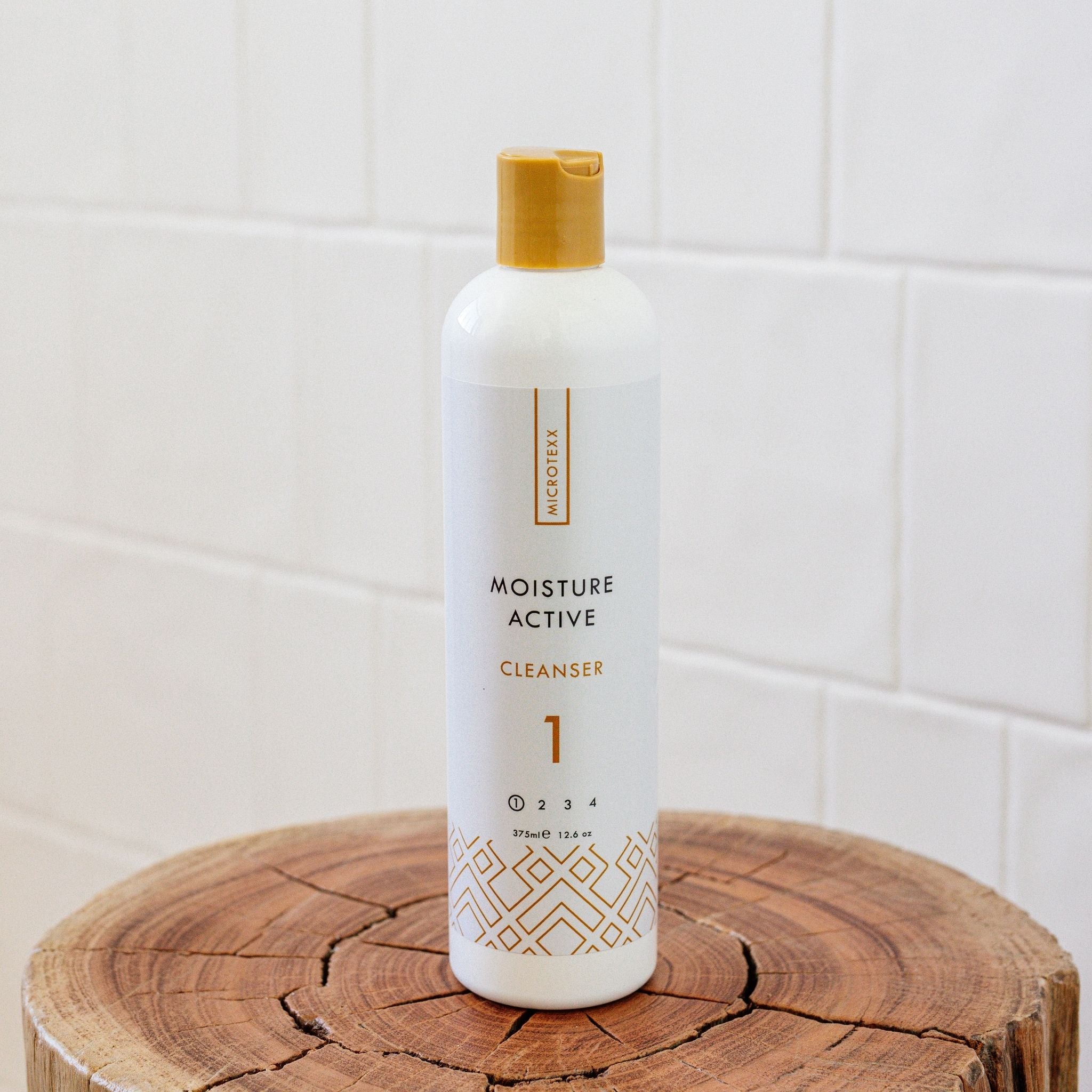 Moisture Active Cleanser (1) - 375ml – Microtexx